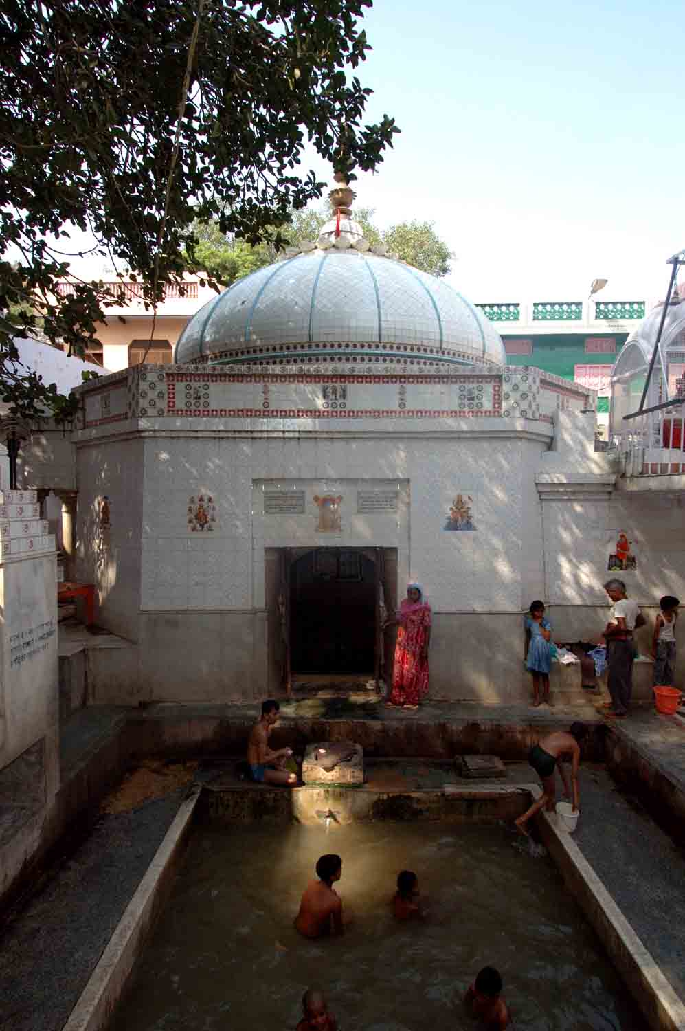 Collections-Virtual Museum of Images and Sounds