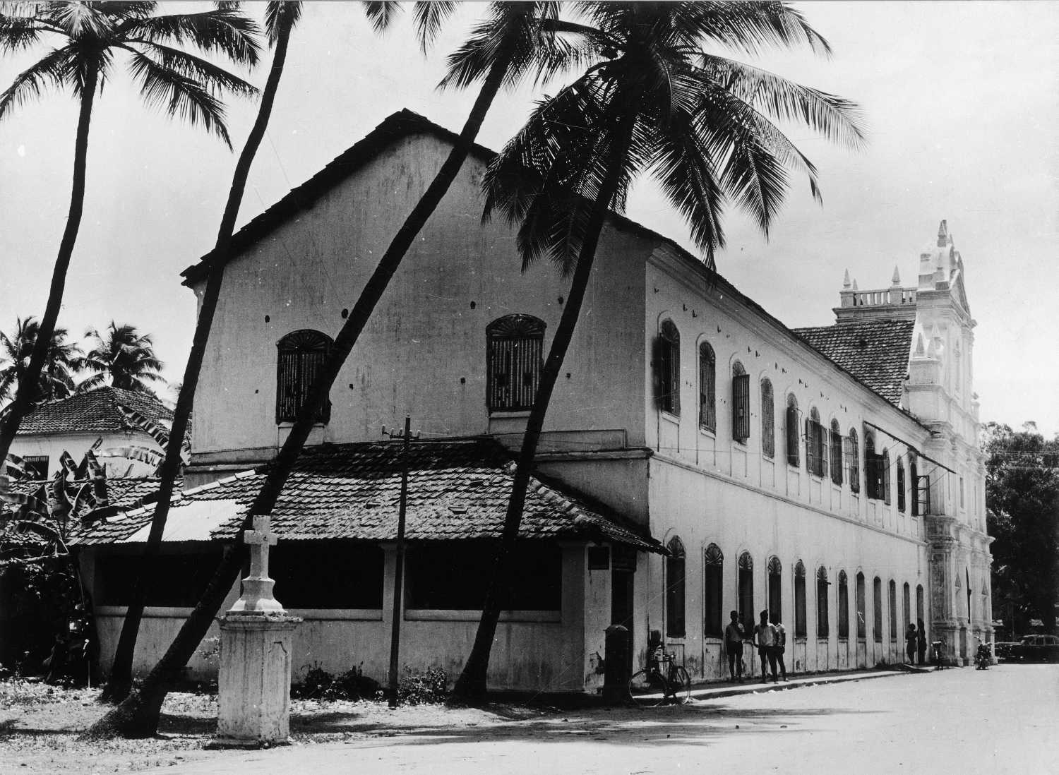 Collections-Virtual Museum of Images and Sounds