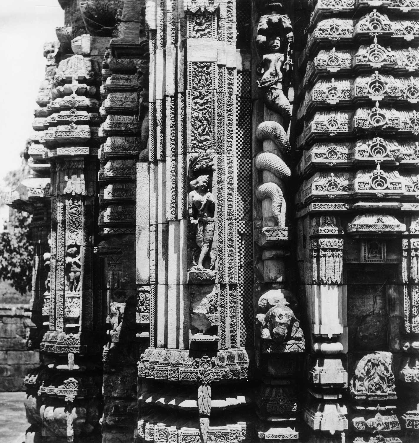 Collections-Virtual Museum of Images and Sounds